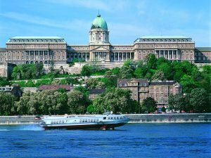 10 unique reasons to visit Budapest in August + [Cheat Sheet]